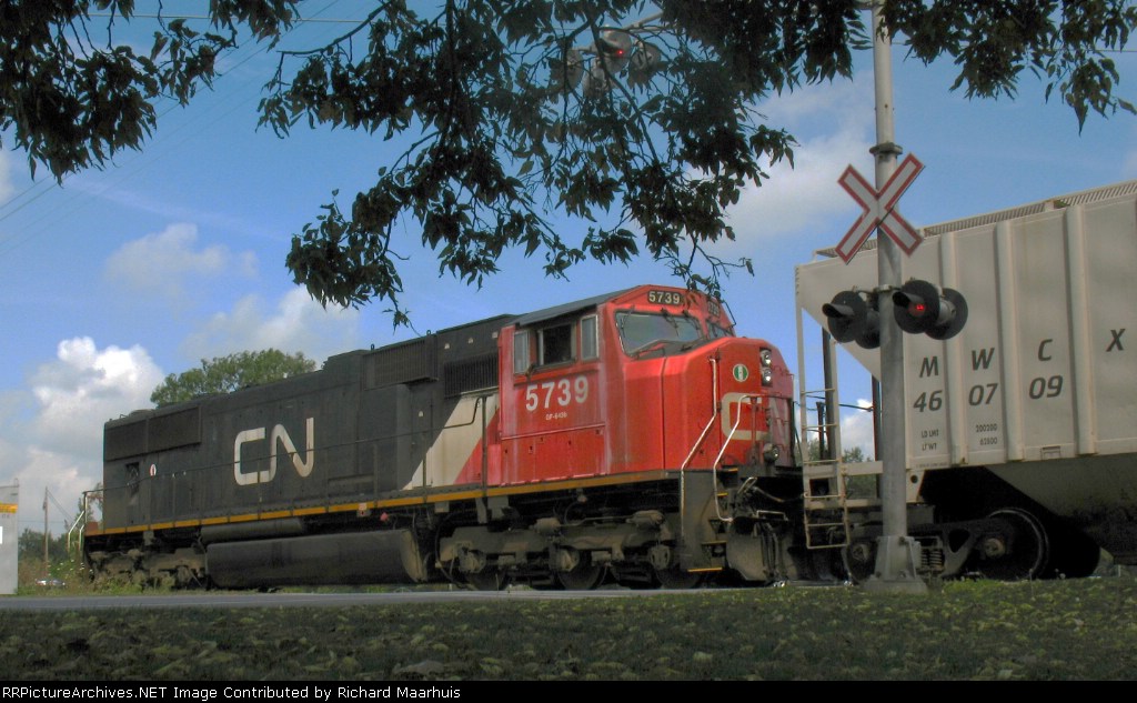 CN 5739